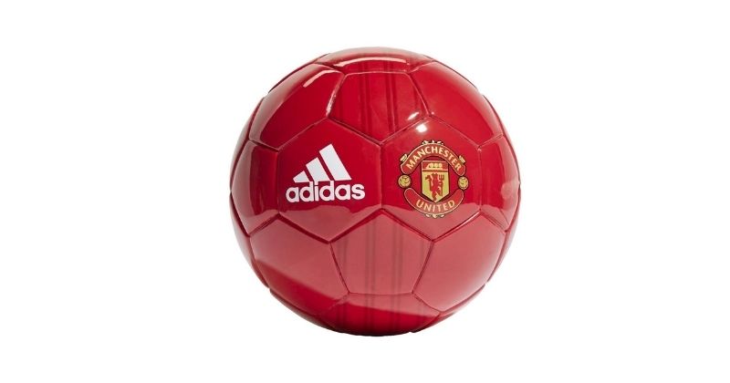 Best gifts for Manchester United fans 2022 | FOOTY.COM Blog