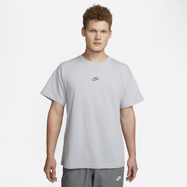 Nike Sportswear Men's T-Shirt - Grey | FJ0560-012 | FOOTY.COM